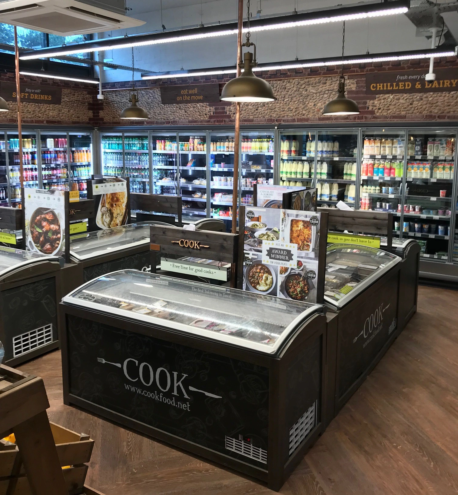 Commercial Refrigeration: Cold Rooms, Freezers & Walk-In Chillers